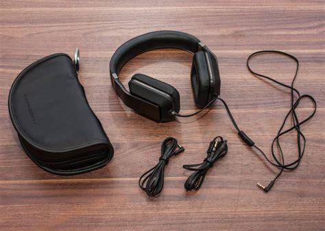 Tune Out The 11 Best Noise Cancelling Headphones