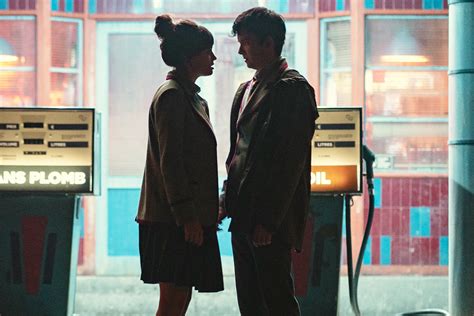 Sex Education Ending Explained Do Otis And Maeve End Up Together Primenewsprint