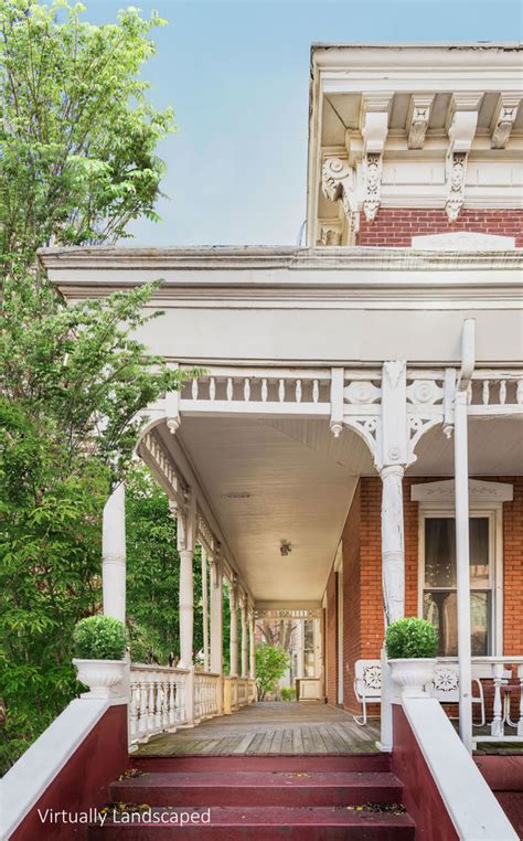 1450 Pacific Street Compass