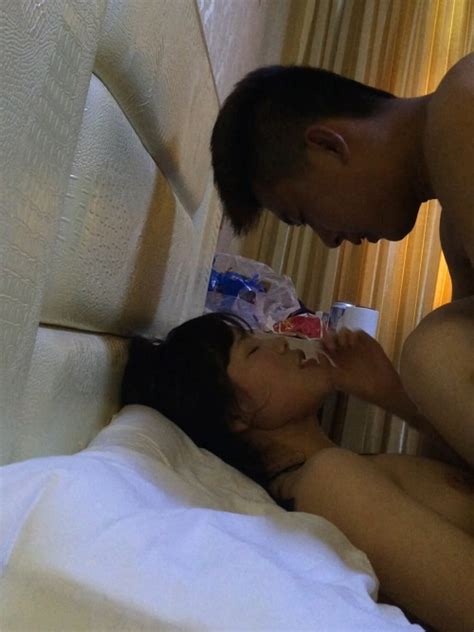 Baidu Cloud Leak Rough Sex Between Jiaozuo Man And Big Tits Girlfriend Stingy Cat