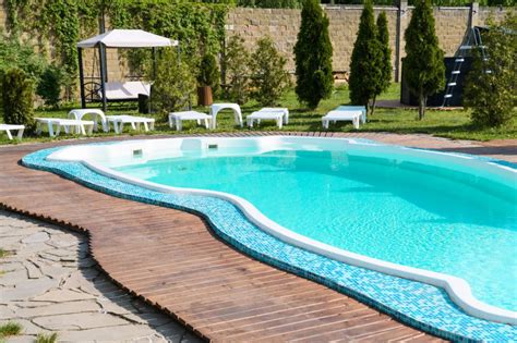 Летний бассейн в Красногорске на Новой Риге | Grand Wellness Fitness
