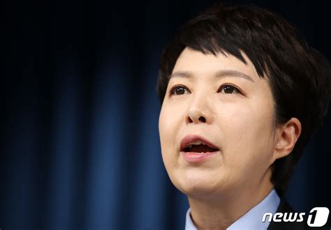 사진으로 보는 문재인 대통령 행보 대통령실 `야당과 대화의 문 열려 있다` Zum 뉴스