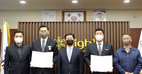 ‘심폐소생술로 골든타임 확보 카지노서 쓰러진 70대 구한 강원랜드 직원들