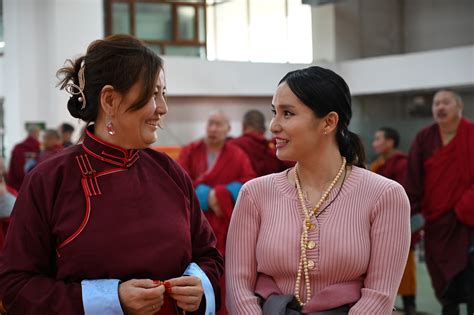 Гандантэгчэнлин Хийд Added A New Photo Гандантэгчэнлин Хийд