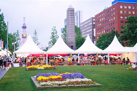 일본 삿포로에서 열리는 요사코이 소란 페스티벌의 세부 사항 전통 페스티벌에 대한 스톡 사진 및 기타 이미지 전통 페스티벌 엔터테인먼트 텐트 텐트 Istock