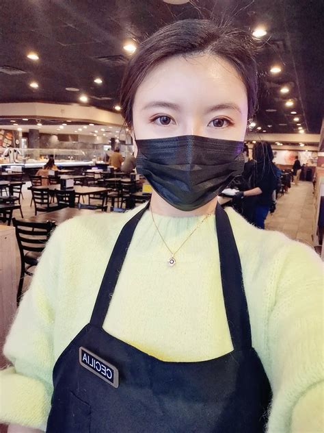 Demi On Twitter 每天马不停蹄的工作12个小时，来美后的日子在意料之内的辛苦中展开了，但是我的心是安宁的，灵魂是自由的，感恩