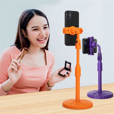 ขาตั ้ งโทรศัพท ์ มือถือเดสก ์ ท ็ อปถ ่ ายทอดสดวิดีโอปรับยก Retractable Universal Lazy Stand