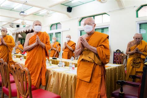 ข่าวพระพรหมวัชรเมธี เจ้าอาวาสวัดอรุณราชวราราม เป็นประธานประชุมหารือวาระพิเศษ เรื่องพิธีบำเพ็ญ