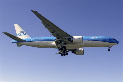 Klmオランダ航空 Boeing 777 200 Ph Bqe 成田国際空港 航空フォト By Cozy Gotoさん 撮影2024年02月18日