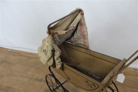 Lot 162 Victorian Dolls Pram