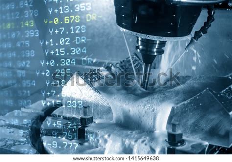 630 Cnc 5 Axis Machines 图片、库存照片和矢量图 Shutterstock