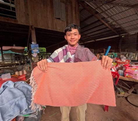 ប្រពៃណីត្បាញក្រមាពីសរសៃអំបោះនៅតែបន្តថែរក្សា ដោយប្រជាពលរដ្ឋក្នុងឃុំប៉ោយចារ ស្រុកភ្នំស្រុក