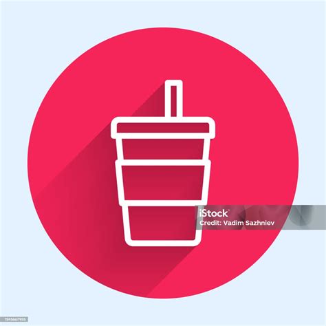 하얀 선 빨대와 물 아이콘이 있는 종이 유리는 긴 그림자 배경으로 분리되어 있습니다 소다 음료 유리 신선한 차가운 음료의 상징 빨간색 원 버튼입니다 벡터 가득 찬에 대한