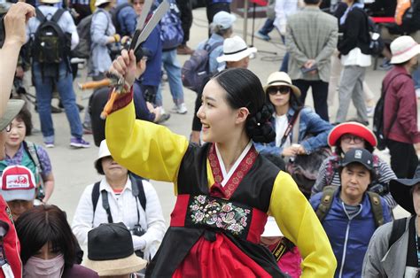 Girls Flow Me Free Photo On Pixabay