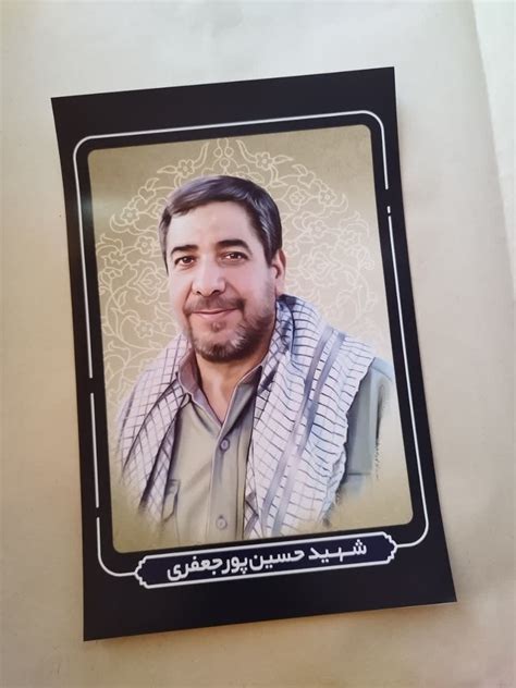 پوستر باکیفیت شهید حسین پور جعفری همراه حاج قاسم شهدا مارکت