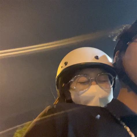 cầu cứu cư dân threads cả nhà ơi tầm tháng nữa là em anni năm yêu nhaooo cả nhà rcm giúp em