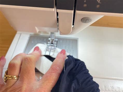 How To Sew A Simple Elastic Waist Skirt Pfaff Australia