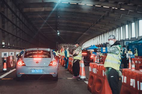 Vehicle Temperature Detection On Expressway During Media Outbrea