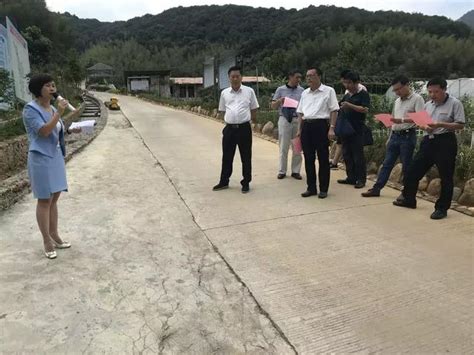 政府出資企業搭台貧困戶收益龍巖市激勵性扶貧項目現場觀摩會在龍門鎮召開 每日頭條
