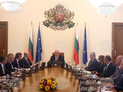 В петък в Министерството на електронното управление ще се теглят номерата на машините за