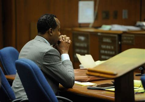 Dr Conrad Murray Tells Judge He Wont Take To The Stand Hello