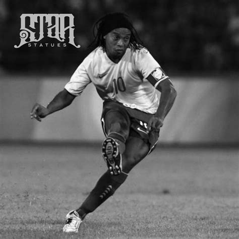 Ronaldinho Football Statue Life History Star Statues