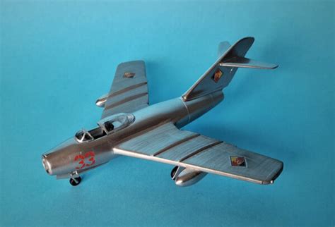MIG 15 Decals NVA Der DDR Germania Figuren