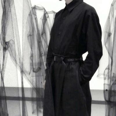 男生半身禁欲头像 男生半身头像jk制服霸气 2 配图网