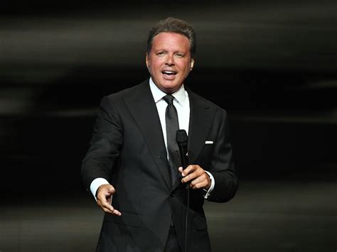 Luis Miguel Unveils Latin American And Us Tour Dates