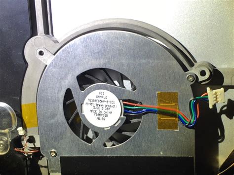 Un Prototype De MacBook Pro Core Duo Le Journal Du Lapin