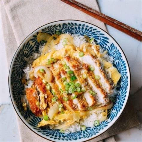 Katsudon Japanese Pork Cutlet And Egg Rice Bowl The Woks Of Life