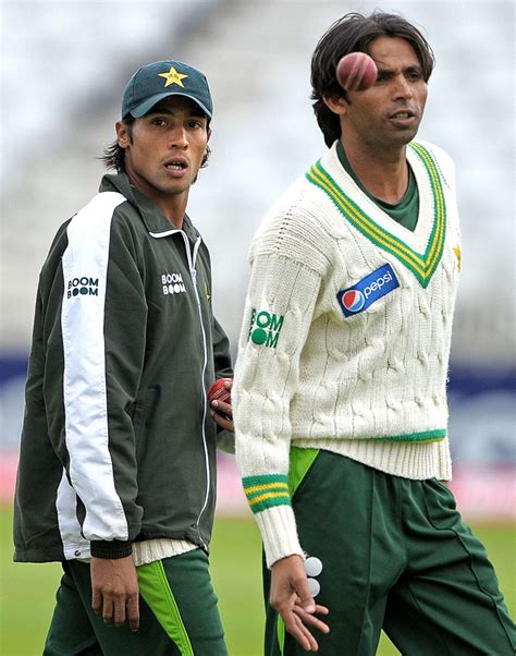 Mohammad Amir And Mohammad Asif Head For The Nets Session