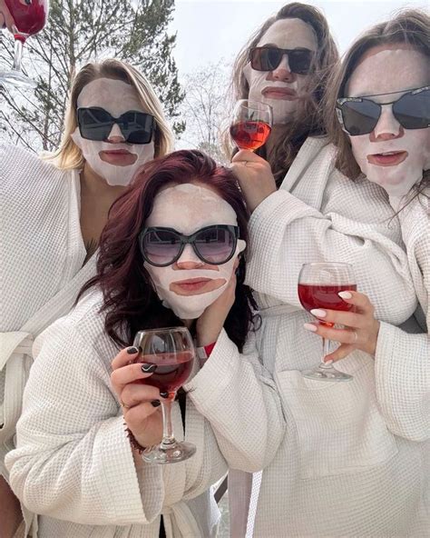 подруги отдых эстетика веселье Винтажные пейзаж Отдых за городом Подруги