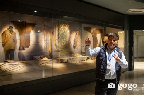 С Чулуун Чингис хаан музей бол нүүдэлчдийн түүхийг цогцоор нь харуулсан төрт ёсны хамгийн том музей