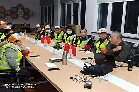 学苑社区举办留住美丽记录美好志愿者摄影培训活动