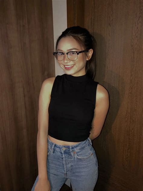 Discover More Like Whatwouldyourateher Cute Filipina And Related Content Scrolller