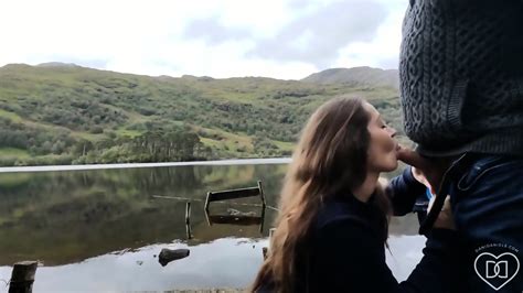 Novinha Gostosa Deixando Seu Sugar Daddy Gozar Dentro Dani Daniels