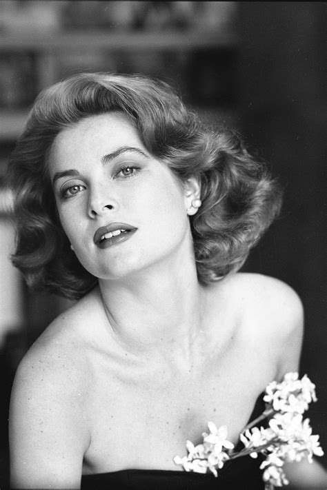 Grace Kellys Most Glamorous Photos Vintage Grace Kelly Pictures
