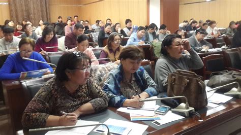 Дүүргүүдийн хороодын хэсгийн ахлагч нарт Агаарын чанарыг сайжруулах бүс дэх журмыг сурталчлах