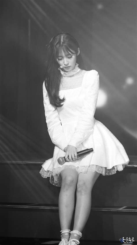 오마이걸 아린 연예인포럼 딜바다닷컴