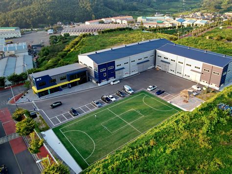 다이비프로 썬배드 야자수 우쿨렐레 칵테일 선글라스 해변에선코코넛 휴양지 에서 힐링제대로 스노쿨링 은 다이비프로 스노쿨링마스크 랑 함께