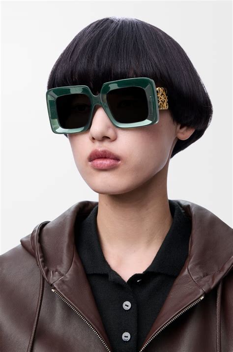 베벨드 스퀘어 맥시 애너그램 선글라스 그린 Loewe