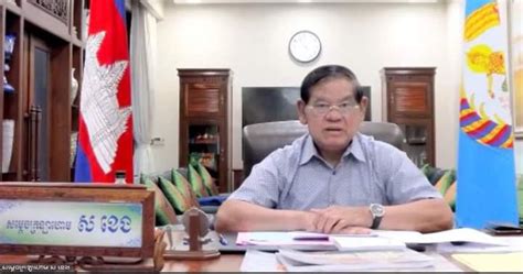 សម្ដេចក្រឡាហោម ស ខេង ណែនាំឲ្យក្រុមការងារគណ បក្សចុះមូលដ្ឋានពង្រឹងផែន ការសកម្មភាពសំខាន់ៗឆ្ពោះ