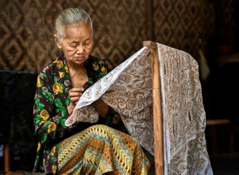 8 Motif Batik Terbaik Yang Populer And Paling Banyak Dicari