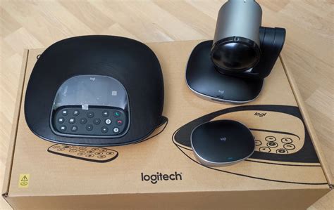 Набор для видеоконференций Logitech Group USB (960-001057) — купить по ...