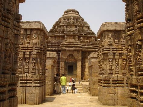 Konark Sun Temple A Travel Guide To The Most Exquisite Sun Temple In