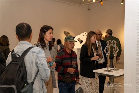 “МонголианАрт” олон улсын уран баримлын симпозиум амжилттай өндөрлөж үзэсгэлэнгээ нээлээ