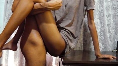 Sri Lankan Young Prostitute මේ පට්ටම හුකන කැරි වේස බඩුව ගහන්න ආස කව්ද