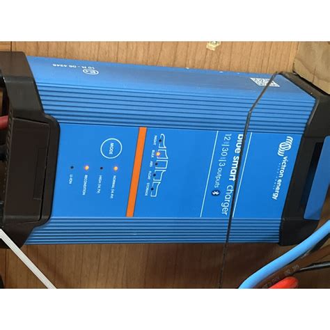 Bruksanvisning Victron Energy Blue Smart IP22 Norsk 68 Sider
