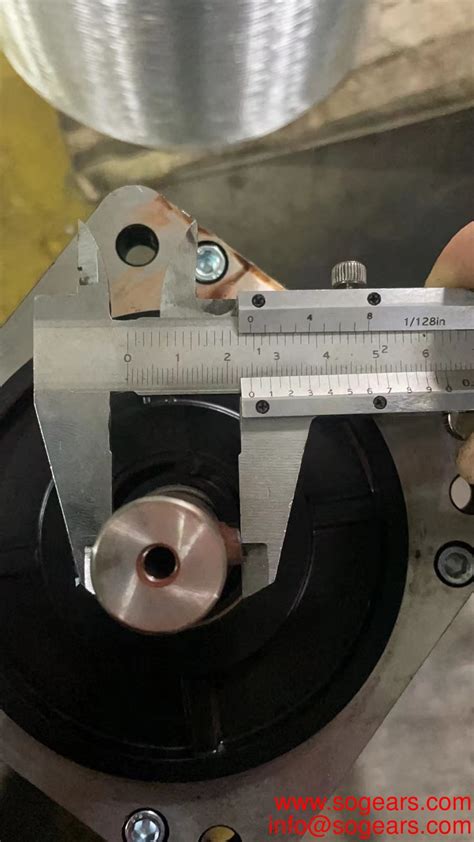 원추형 트윈 스크류 기어 박스 Varitron Cyclo 드라이브 기어 박스 감속기 모터 E45 클러치가있는 웜 기어 박스